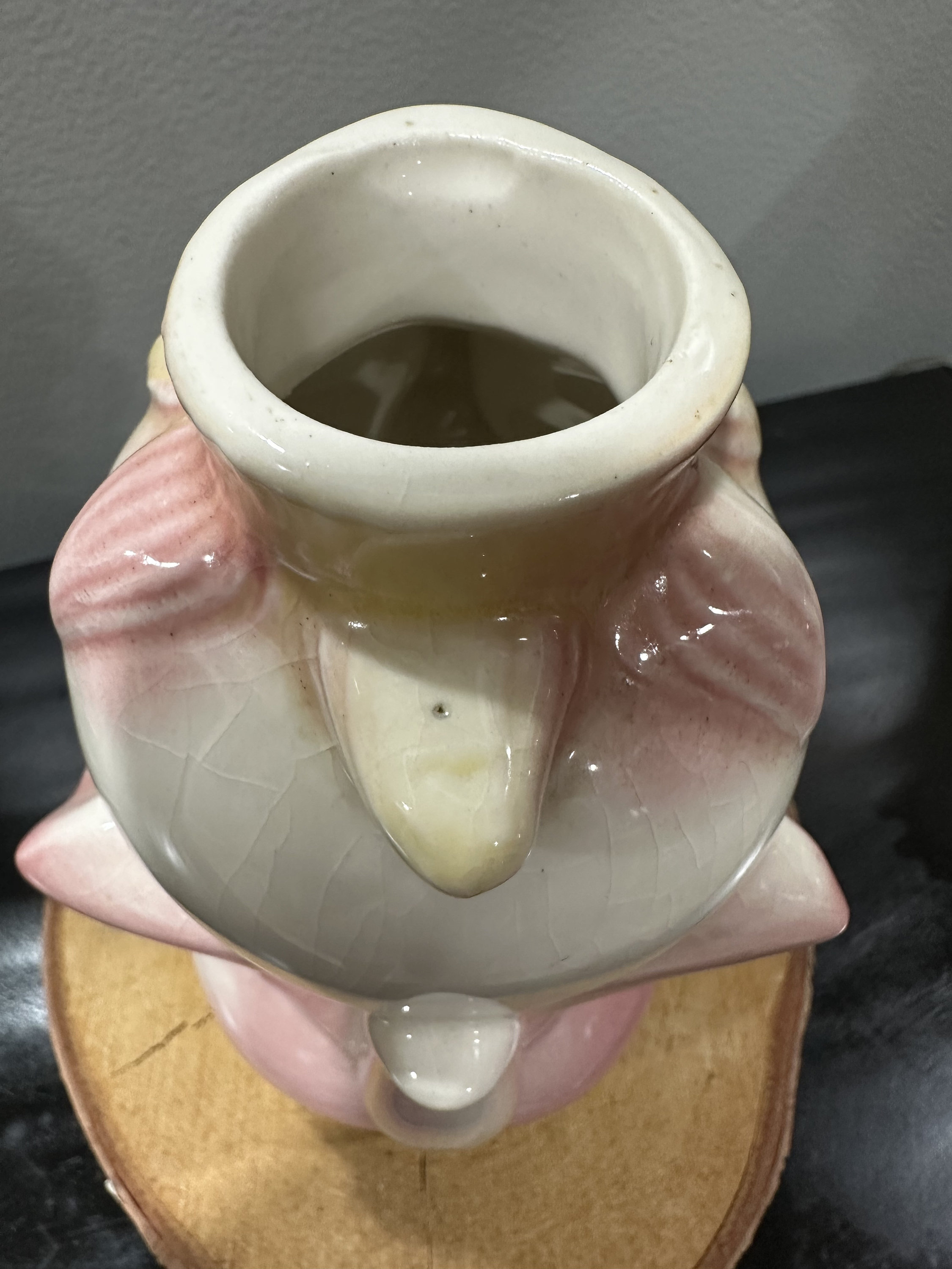 Hull Leeds Elephant Decanter - Etsy