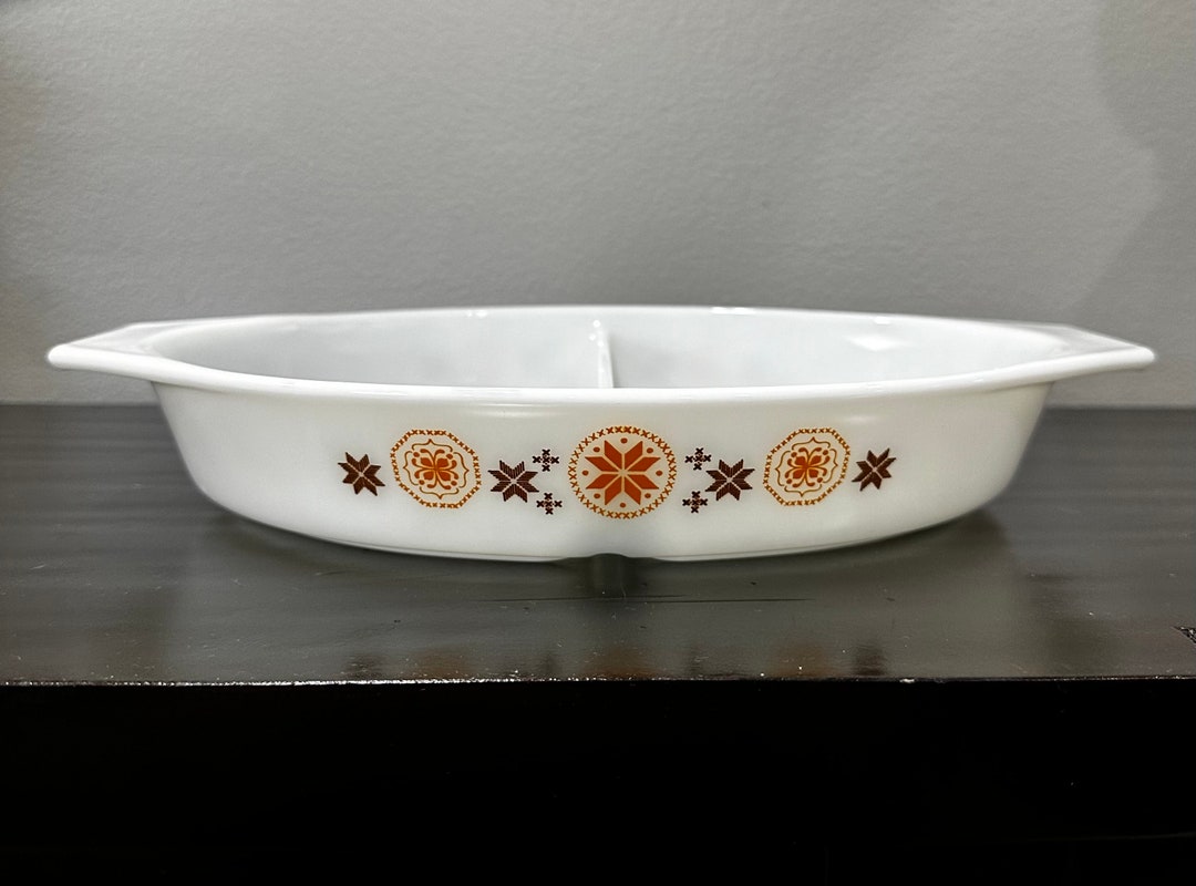 Vintage Pyrex Oval Divided Baking Dish in Town and Country Pattern 1.5 ...