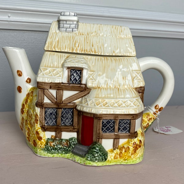 Cottage Teapot - Etsy