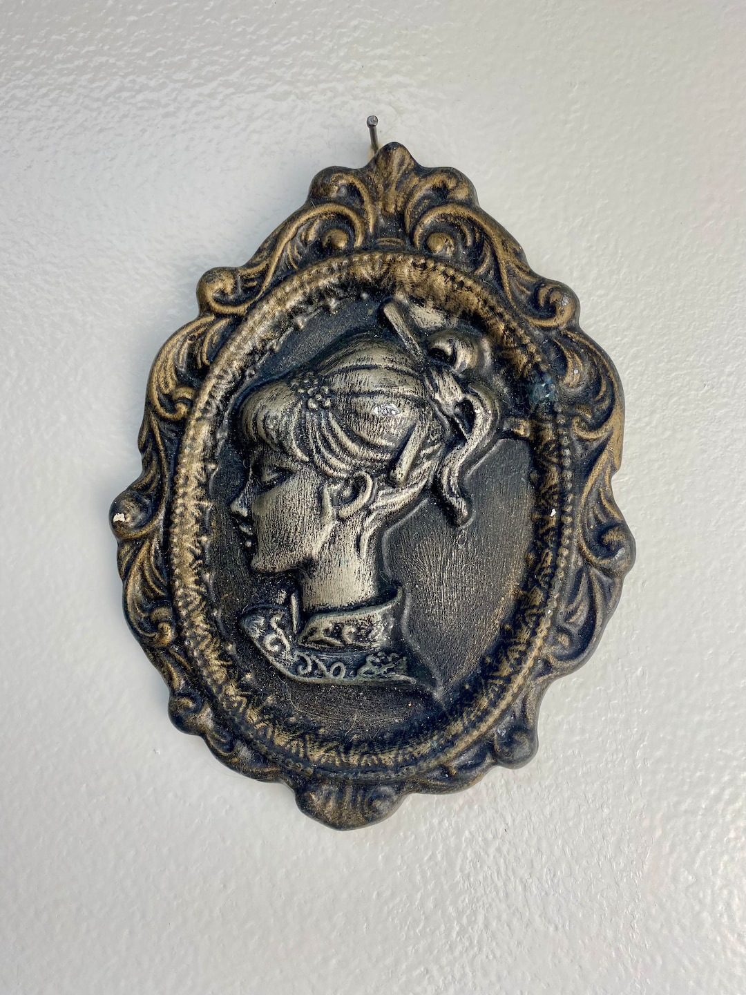 Vintage Plaster Cameo Molded Silhouette Profile of A Victorian or ...