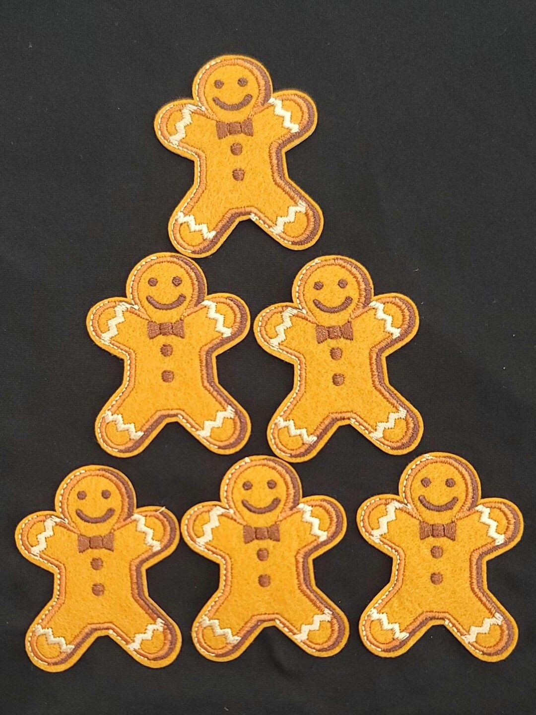 Gingerbread Man Patch – Cute Holiday Iron-on / Sew-on Patch (3x2.5 In ...