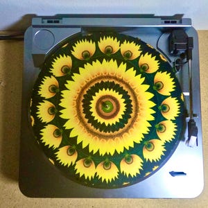 Custom Vinyl Record Player 12” Slipmat DJ Pad “psychedelic Yellow ...