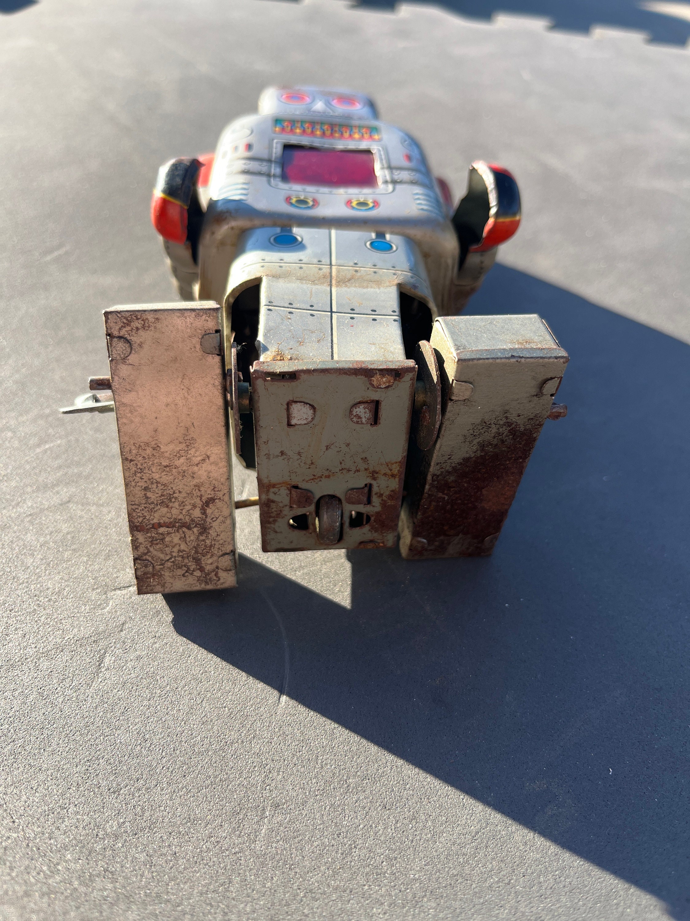 Japan Wind-up Robot With Spark Tin Toy 1960s - Etsy