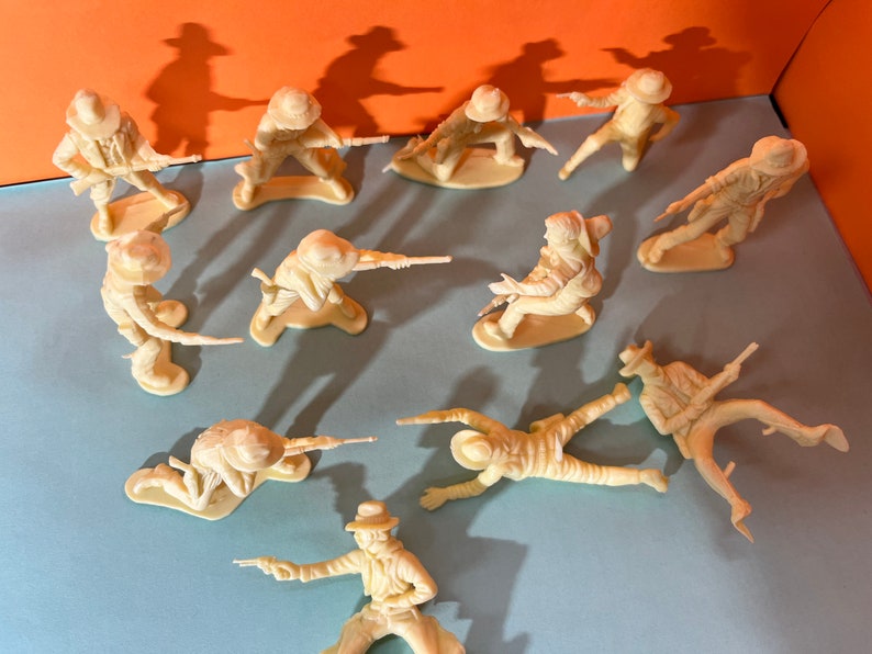 Airfix Cowboys 1/32 Scale - 12 Pieces - Etsy