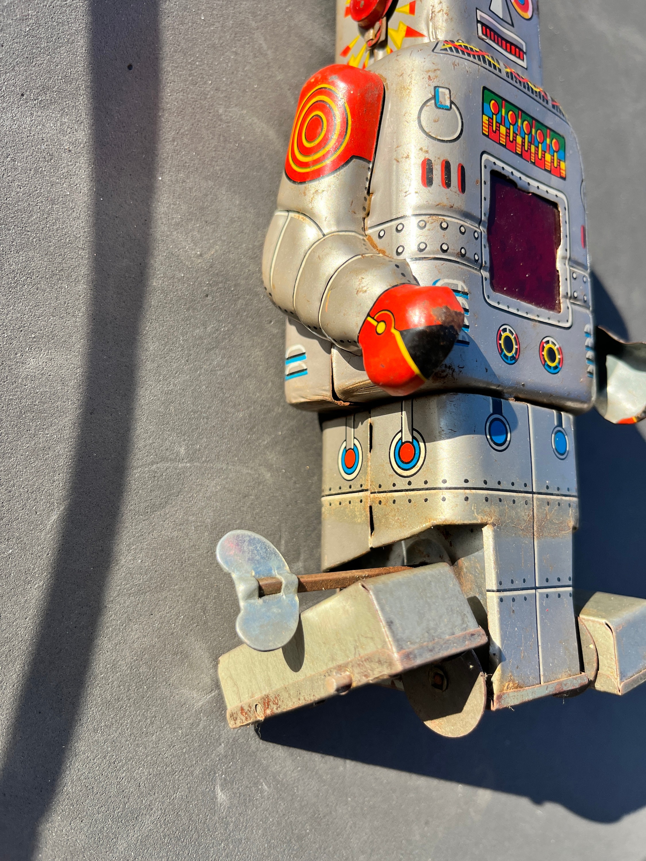 Japan Wind-up Robot With Spark Tin Toy 1960s - Etsy