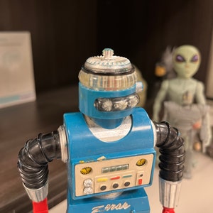 Vintage Zeroids Zerak Battery Operated Space Robot, Ideal Toys 1968 ...