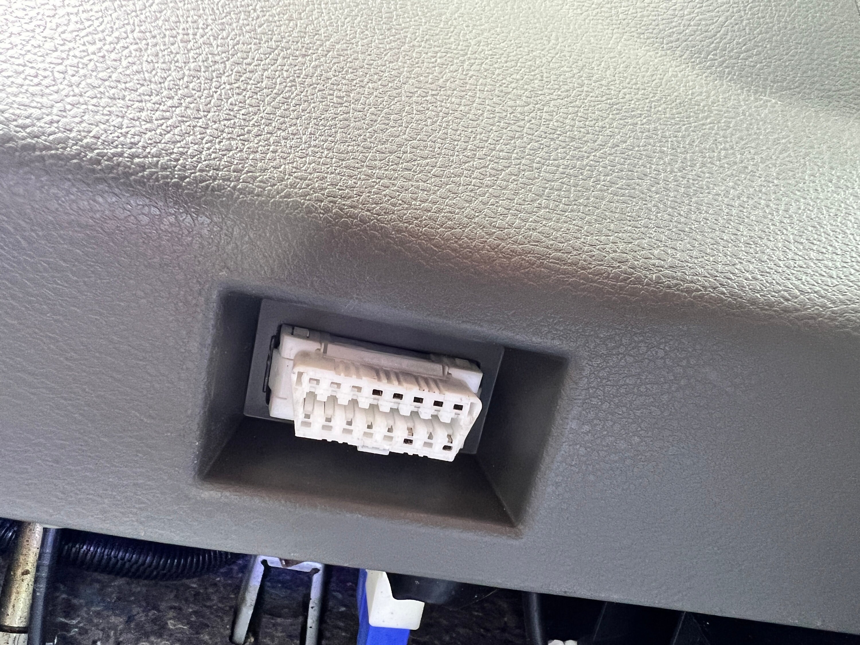 OBD II Portfort Port Lock - Etsy Canada