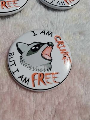 I Am Cringe; but I Am FREE Buttons - Etsy