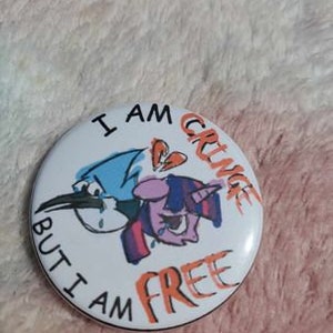 I Am Cringe; but I Am FREE Buttons - Etsy