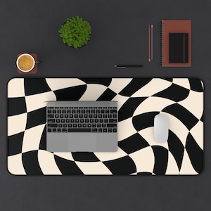 Y2K Aesthetic Desk Mat - Cute Retro 90s Wavy Checkerboard Deskmat XL ...