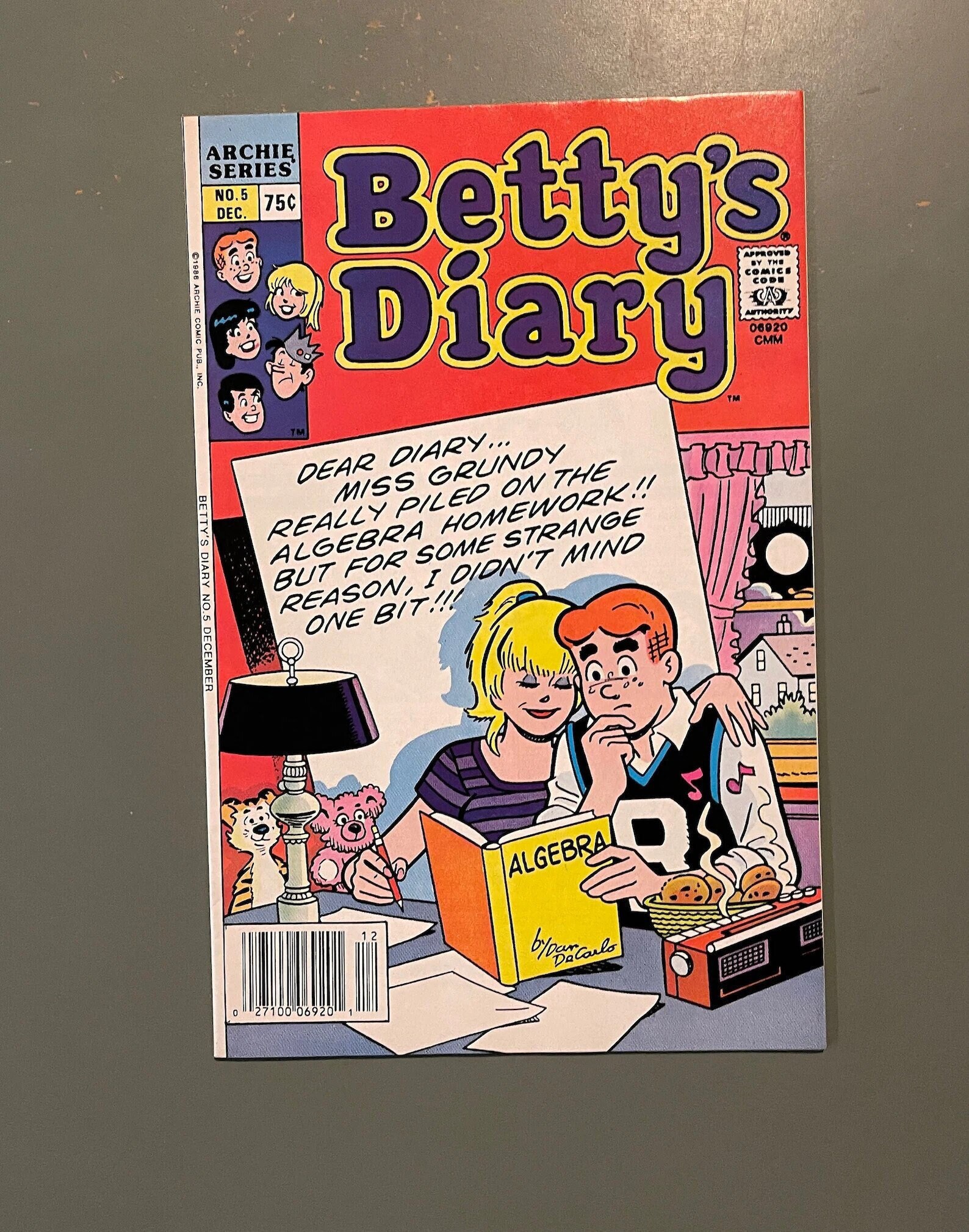 Betty's Diary Comic Book, Dec 1986 No 5. LOC: Ec3025 - Etsy