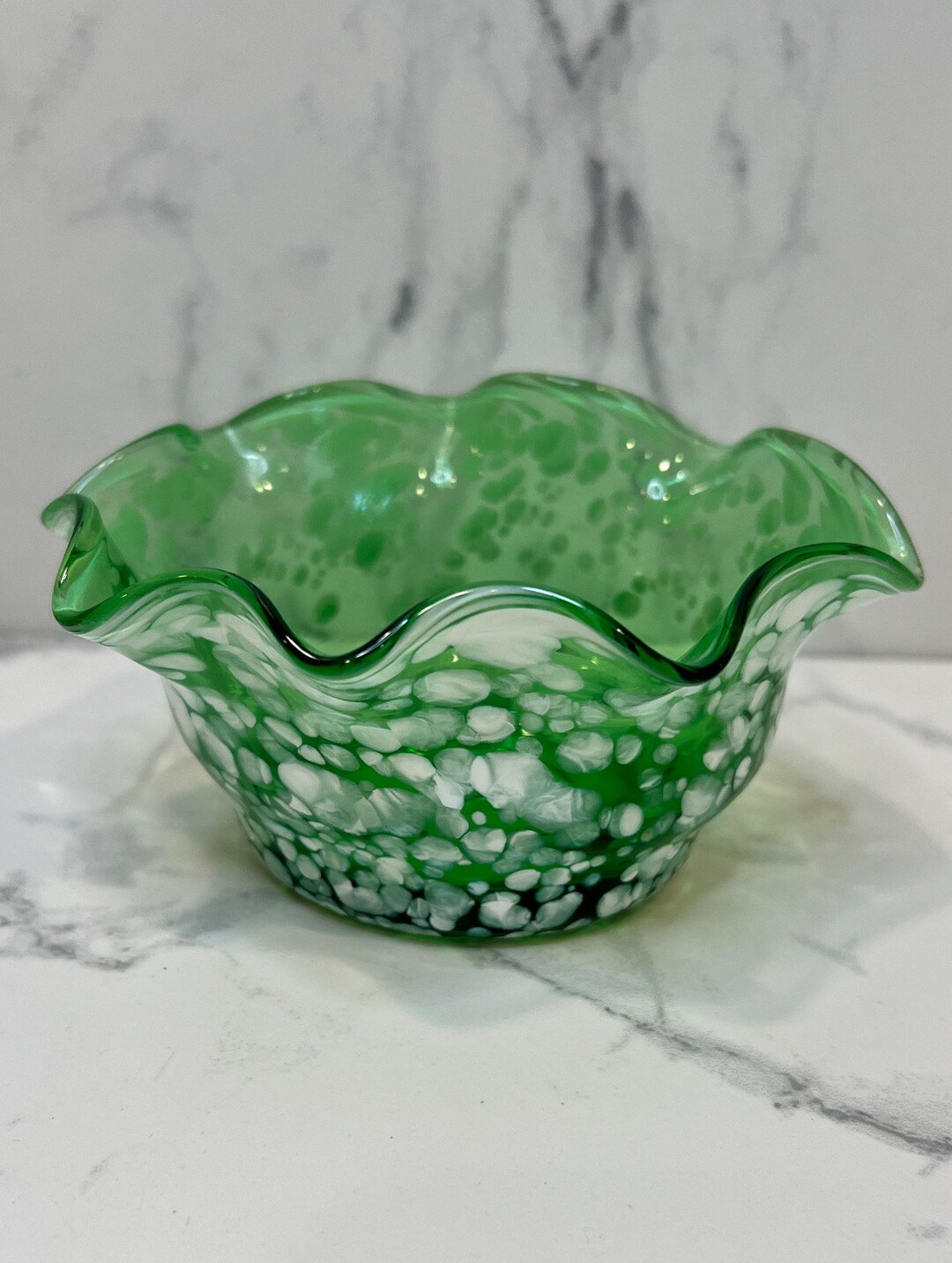 Vintage Hand Blown Green Spatter Glass Ruffle Edge/rim Candy Bowl ...