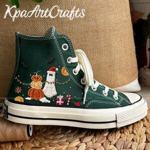 Christmas Ghost, Christmas Converse, Embroidery Shoes Christmas, Spooky ...