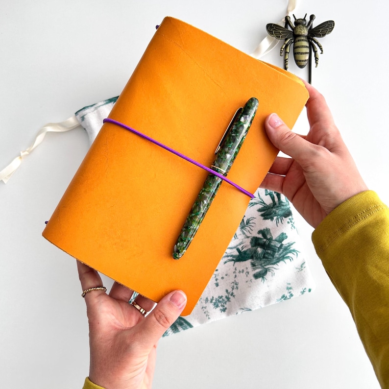 A5 Leather Trifold Notebook Cover: Refillable Journal With Elastic ...