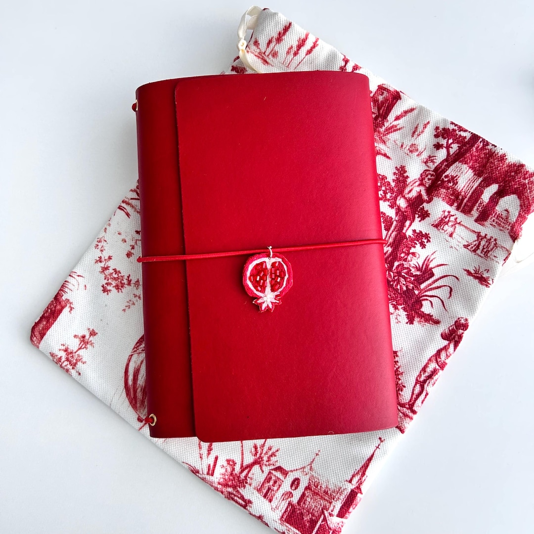 A5 Leather Trifold Notebook Cover: Refillable Journal With Elastic ...