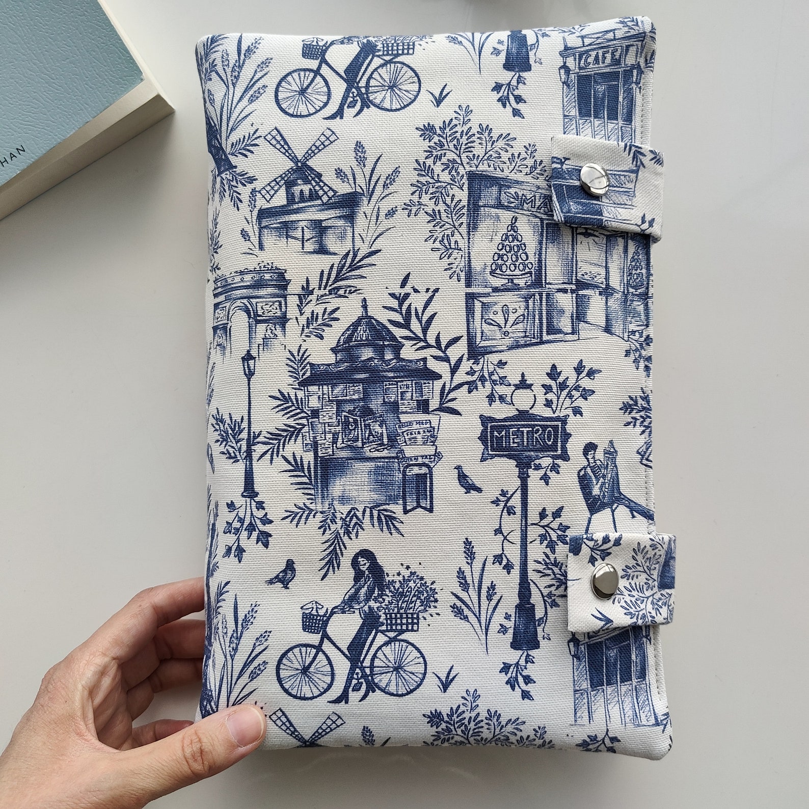 Handmade Book Wrap: Showcase France's Iconic Symbols in Style, Book ...