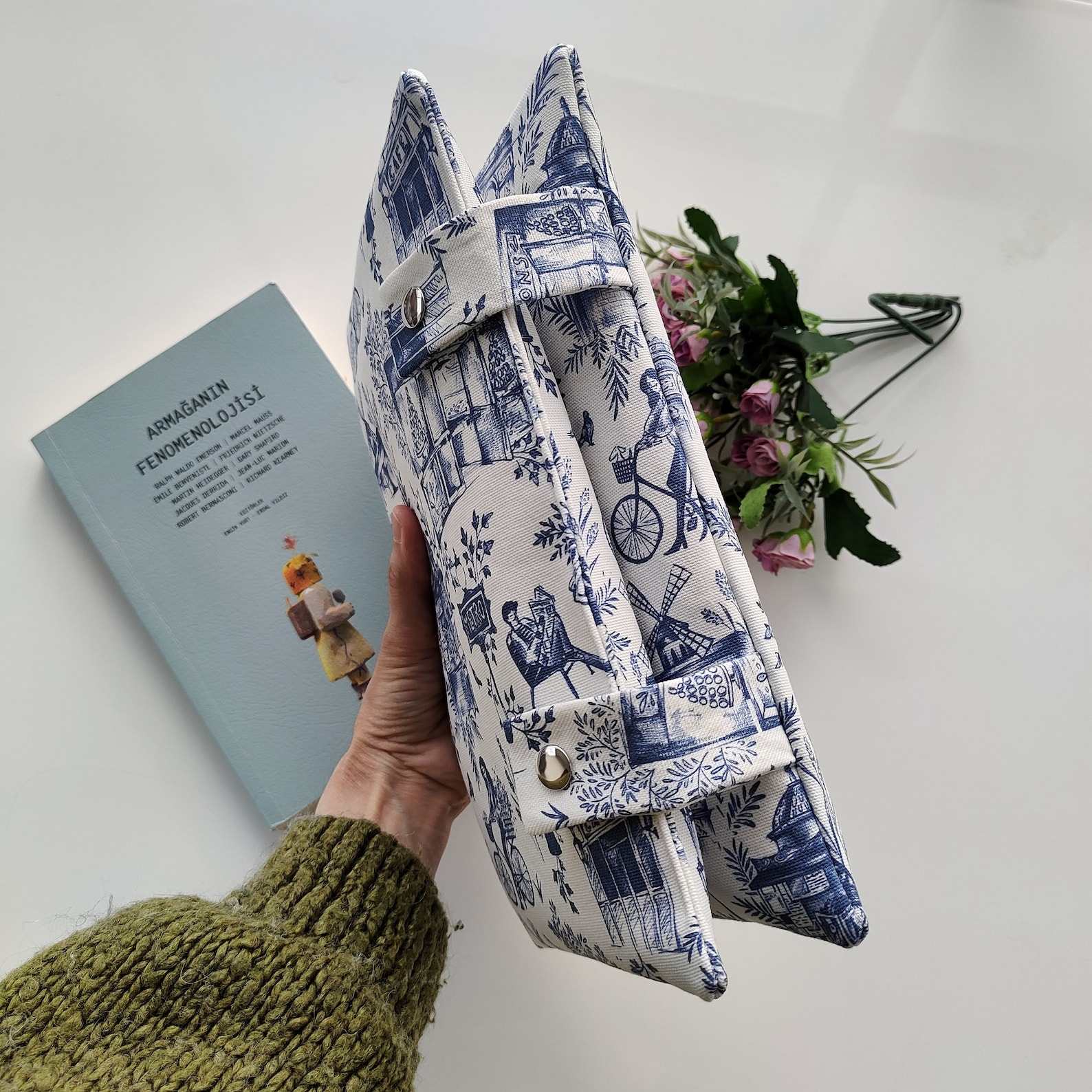 Handmade Book Wrap: Showcase France's Iconic Symbols in Style, Book ...