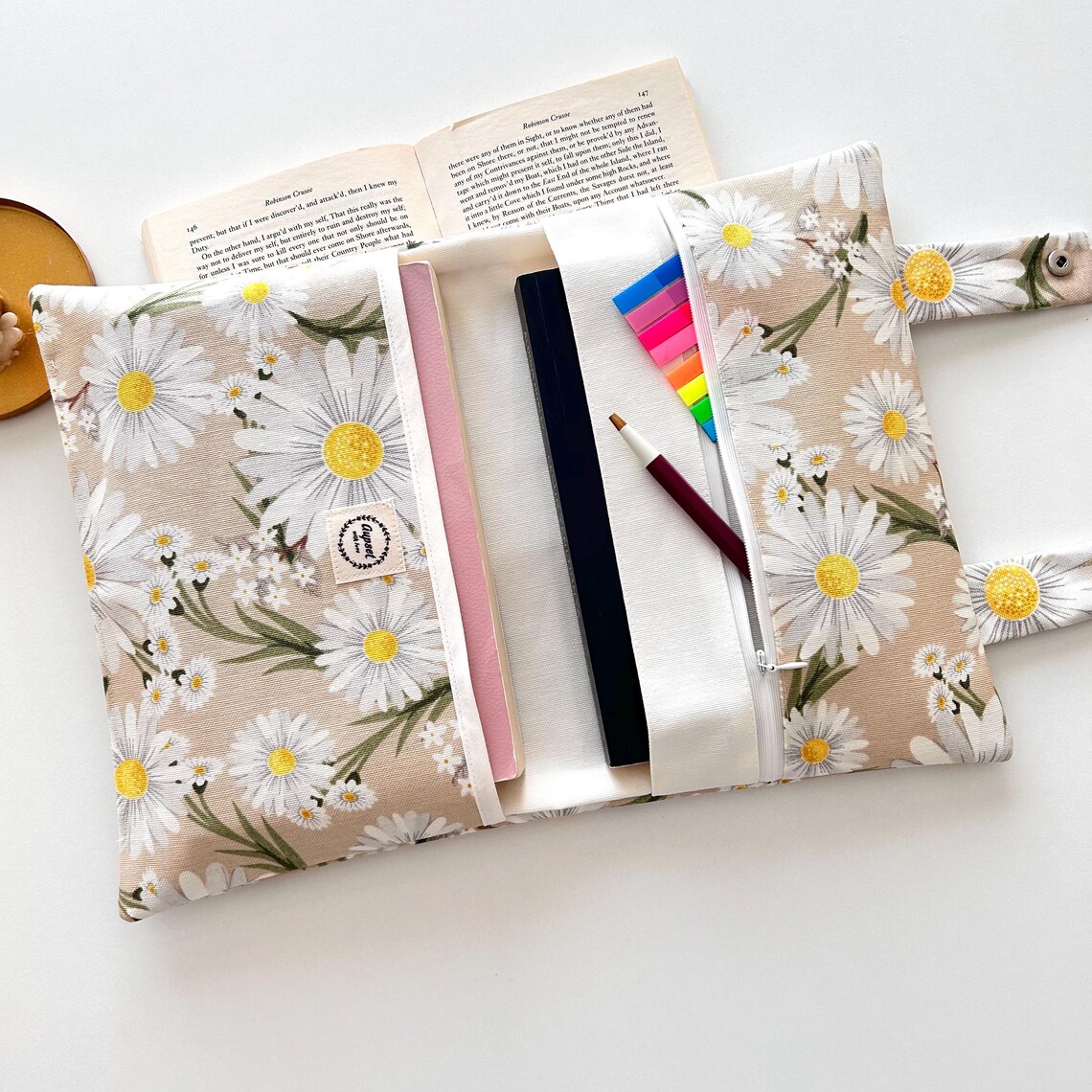 Daisy Book Cover – Two-pocket Fabric Book Sleeve – Cream Floral Cotton ...