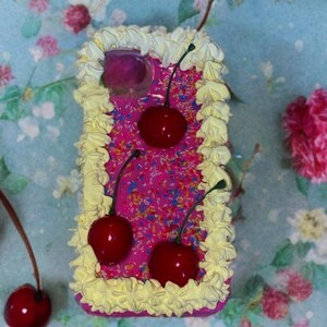 Cake Phone Case - Etsy