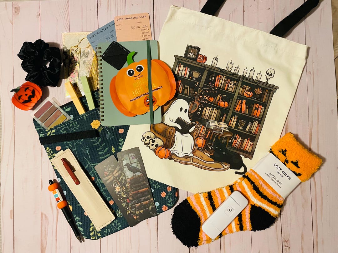 Book Lovers Box, Book Box, Halloween Book Box - Etsy