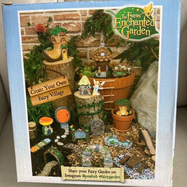 Boot House - Etsy UK