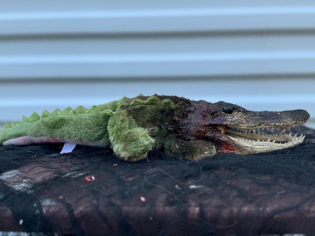 Fearsome Fluffies Swampy the Gator - Plush Alligator With Real ...