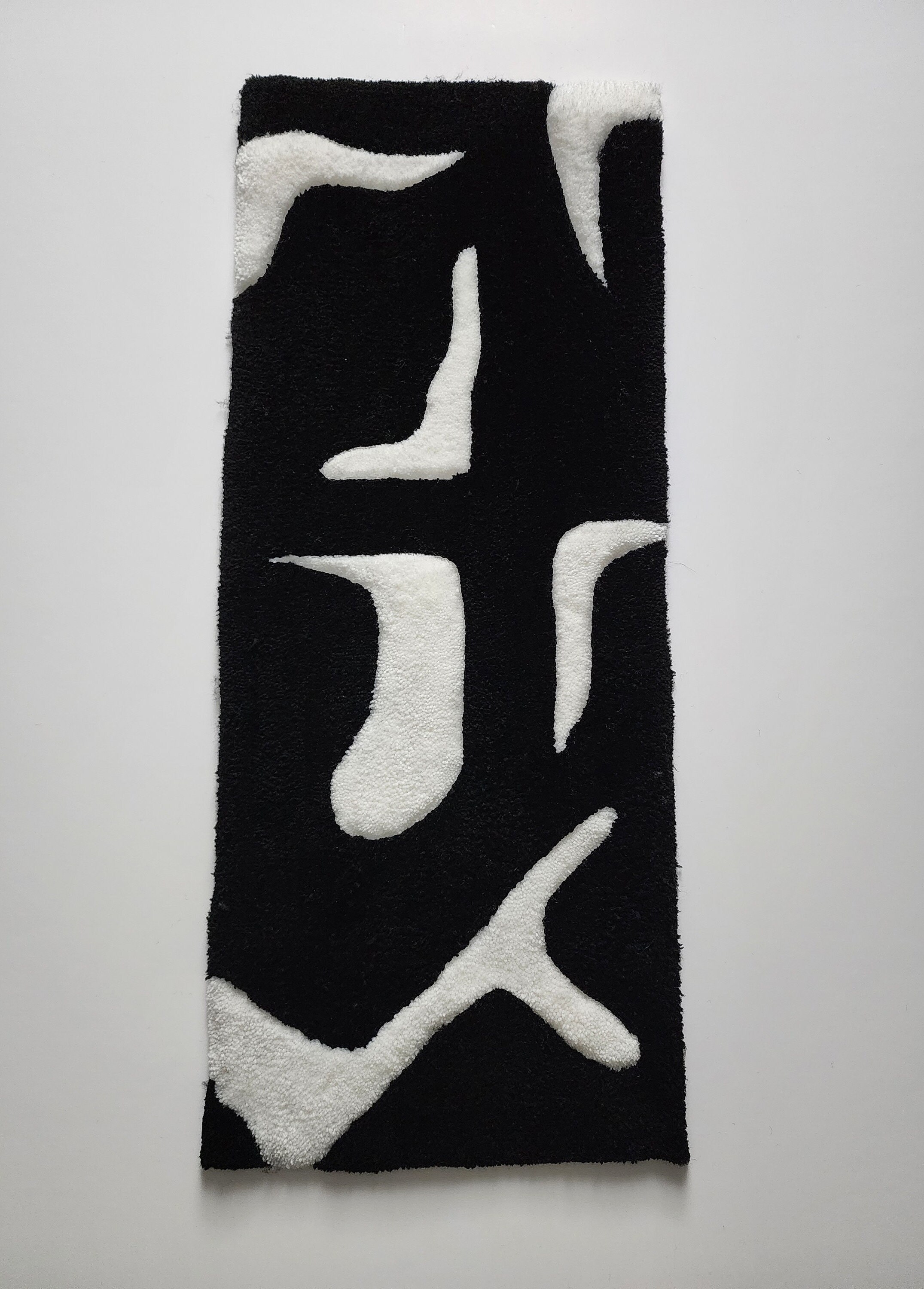 Custom Tufted Rug | Black & White - Etsy