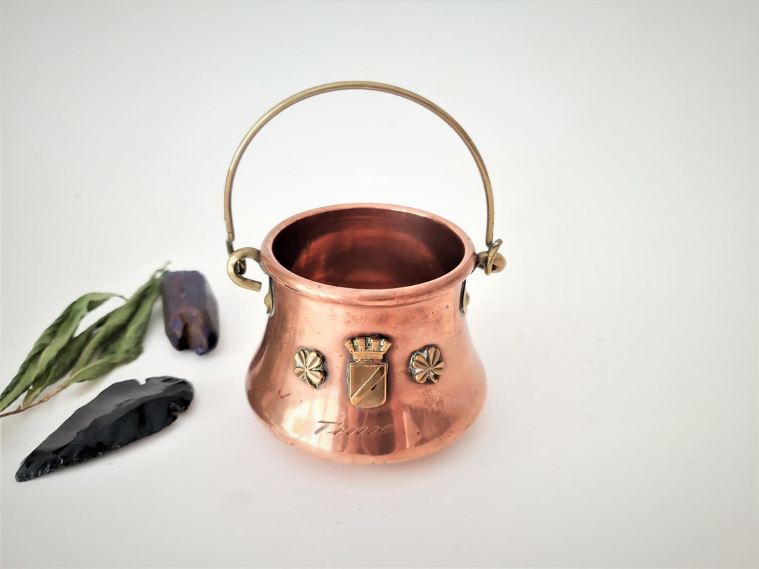 Small Old Magic Copper Cauldron With Magic Clovers - Etsy