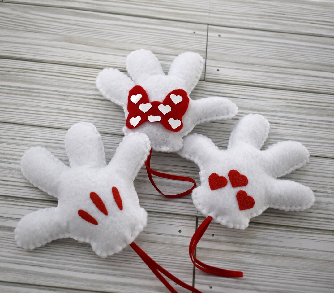 Mickey Mouse/ Felt Hands/ Valentines' Day Ornaments/ Home Decor. - Etsy