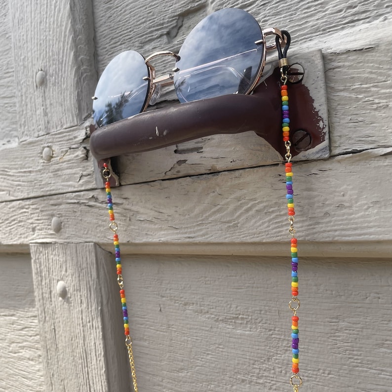 Pride Flag Beaded Eyeglass Chain: LGBTQIA+ Fashion Accessory (70cm) - Etsy