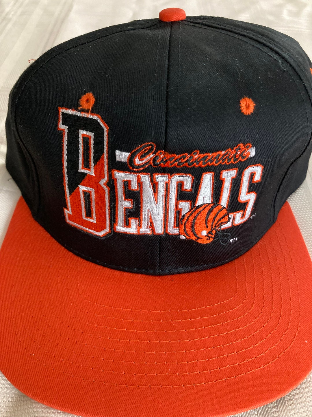 Throwback 90's Vintage Snapback NFL Caps Never Worn Most With Tags ...