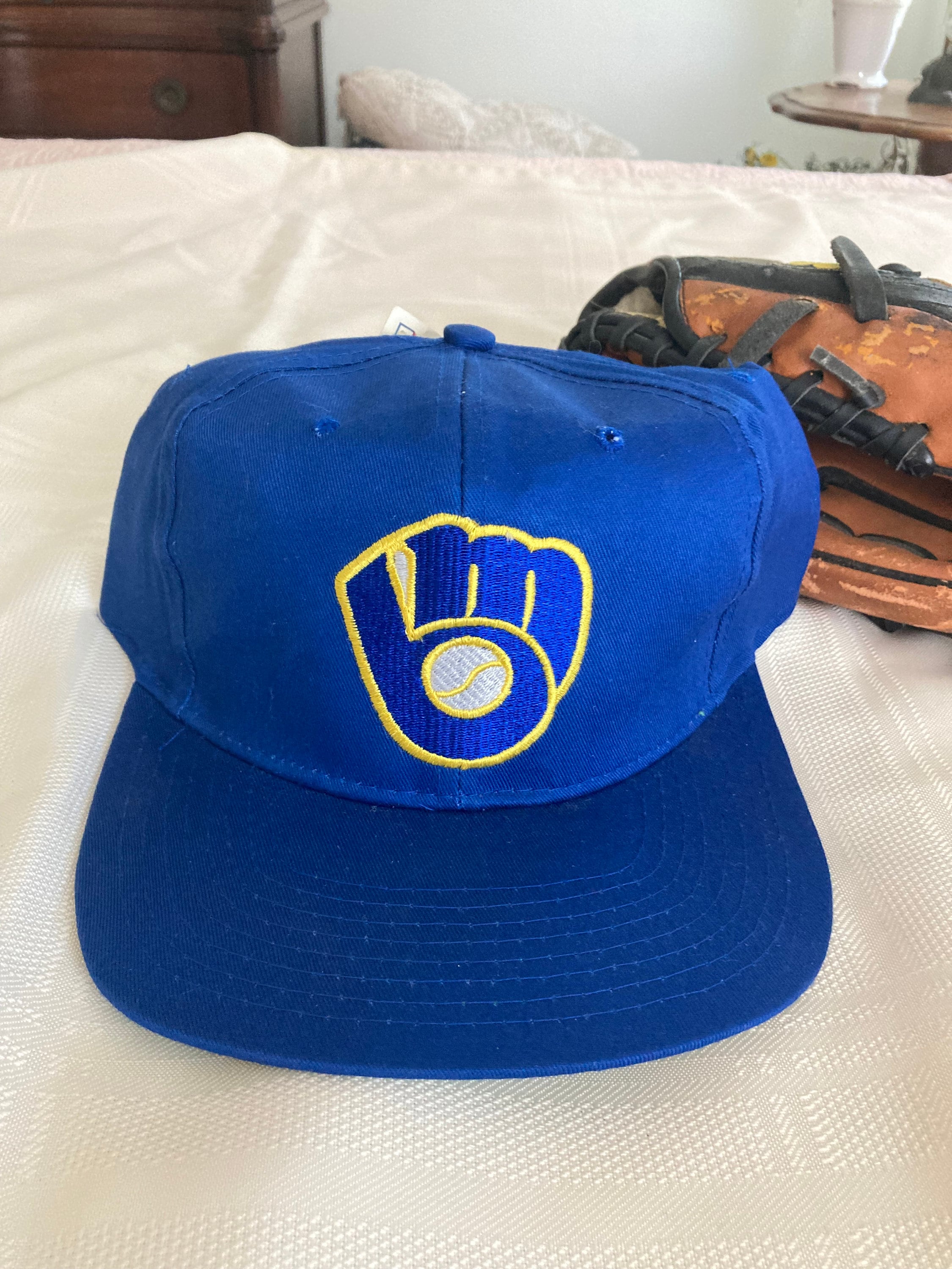 Vintage 90's MLB Snapback Hats Never Worn Most With Tags Great Gift for ...