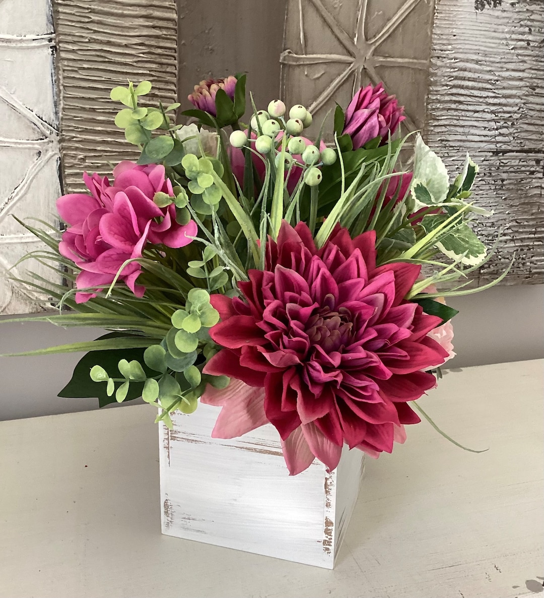 Spring Floral Arrangement, Cranberry Flowers Mix Centerpiece, Flower ...