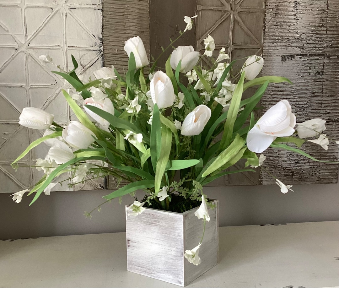 Spring Tulip Arrangement, White Tulip Centerpiece, Flower Box ...