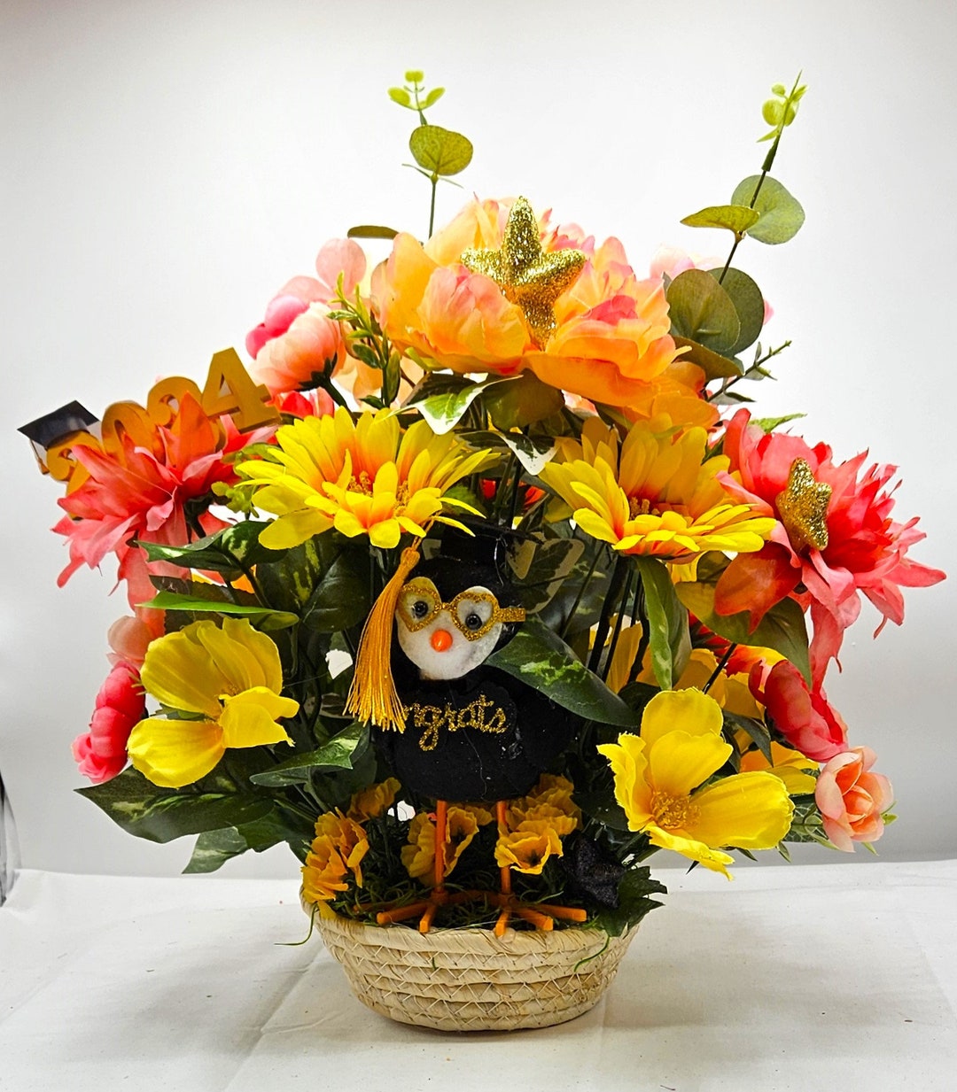 Graduate Bird Class of 2024 Graduation Flower Arrangement, Senior High ...