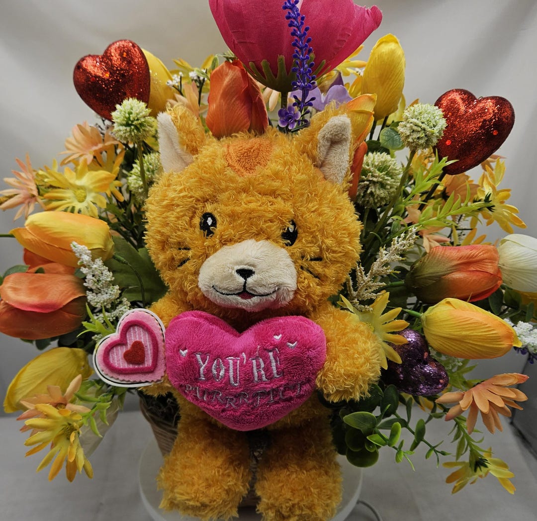 Happy Romantic Kitty With Heart Saying "you're Purrfect"sitting in a ...