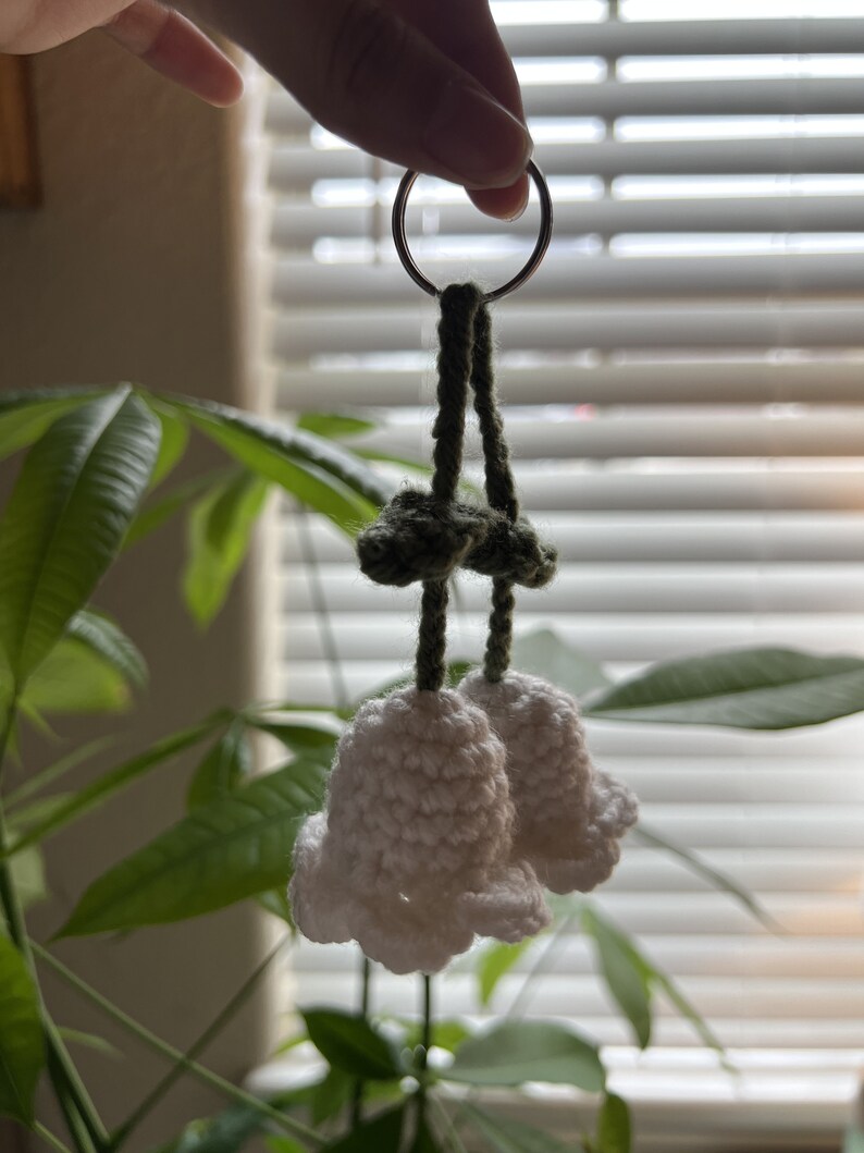 Cute Crochet Lily of the Valley Flower Keychain - Etsy