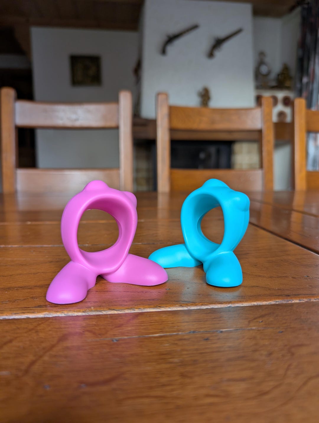 Alessi Luca Napkin Holder Ring in the Shape of a Cute Monster or Frog ...