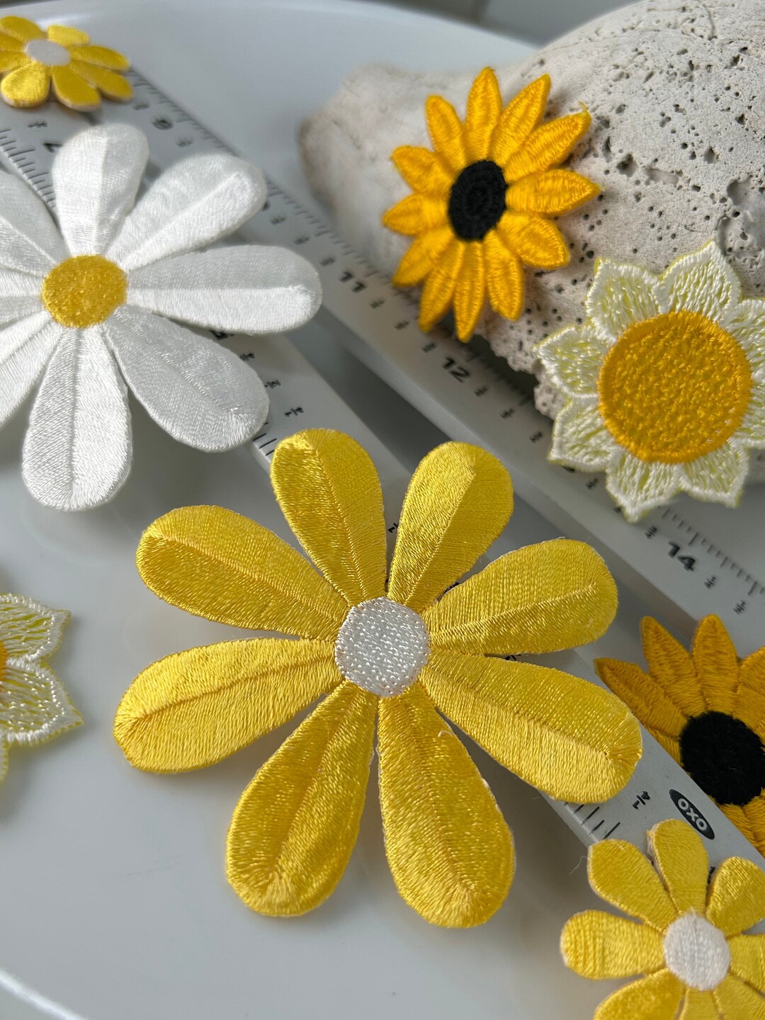 Radiance of the Sun Appliqués White, Gold Black, Lemonade Bright Yellow ...