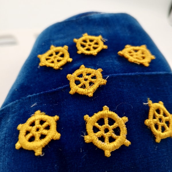 Wheel Applique - Etsy