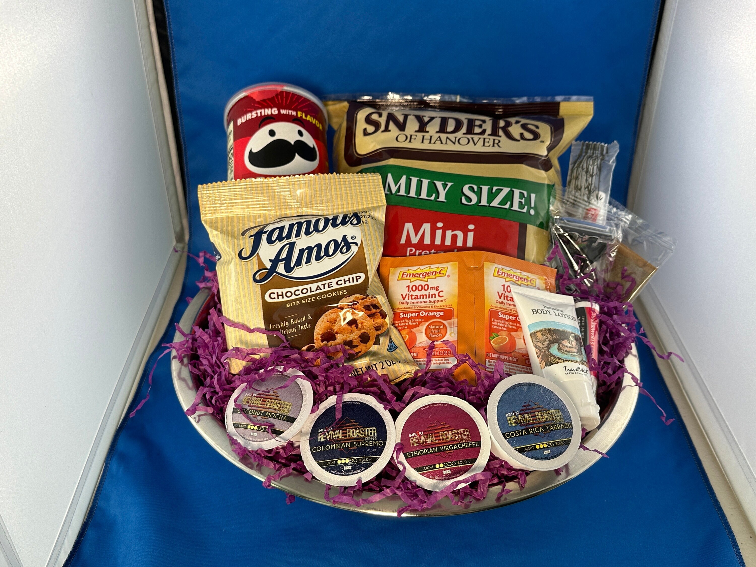 Airbnb Welcome Basket, VRBO Welcome Basket, Short Term Rental Welcome ...