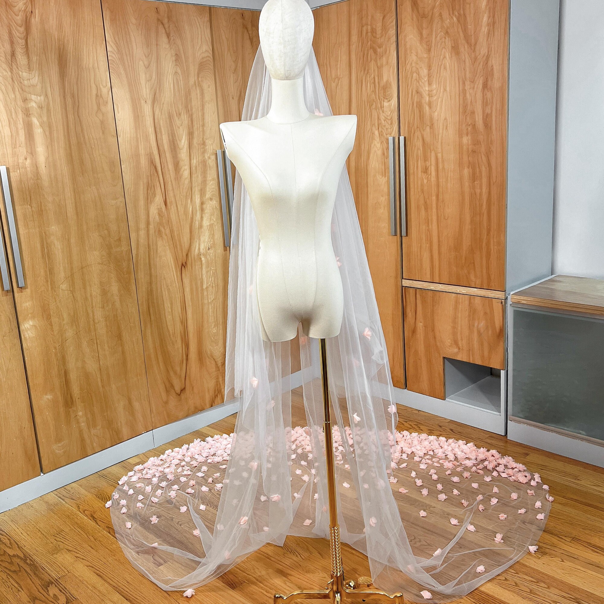 Pink Flowers Wedding Veil, Pink Bridal Veil, Blush Pink Bridal Veil ...