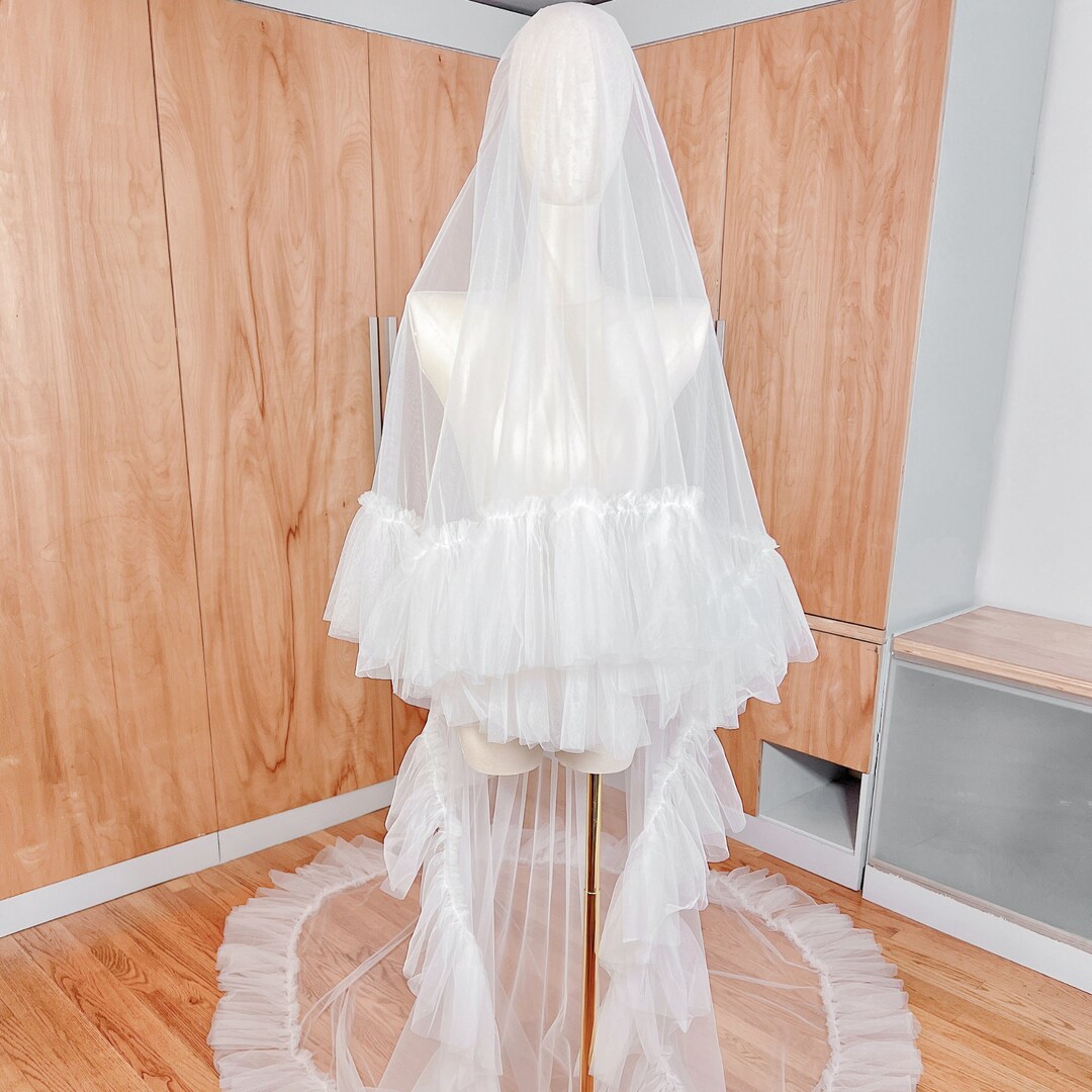 Ruffle Wedding Veil, Wedding Veil Ruffled, Veil With Ruffles, Ruffled ...