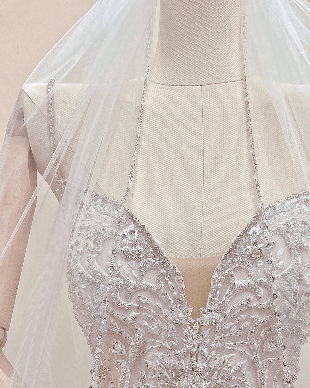 Simple Cathedral Wedding Veil Crystal Beaded Veil Wedding Fingertip ...