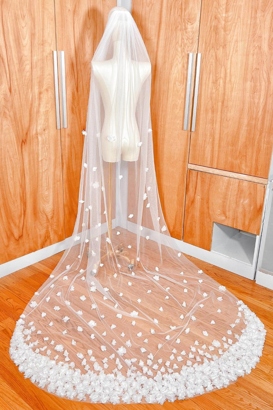3D Floral Veil, Veil With Flowers, 3D Flower Veil, 3D Floral Cathedral ...