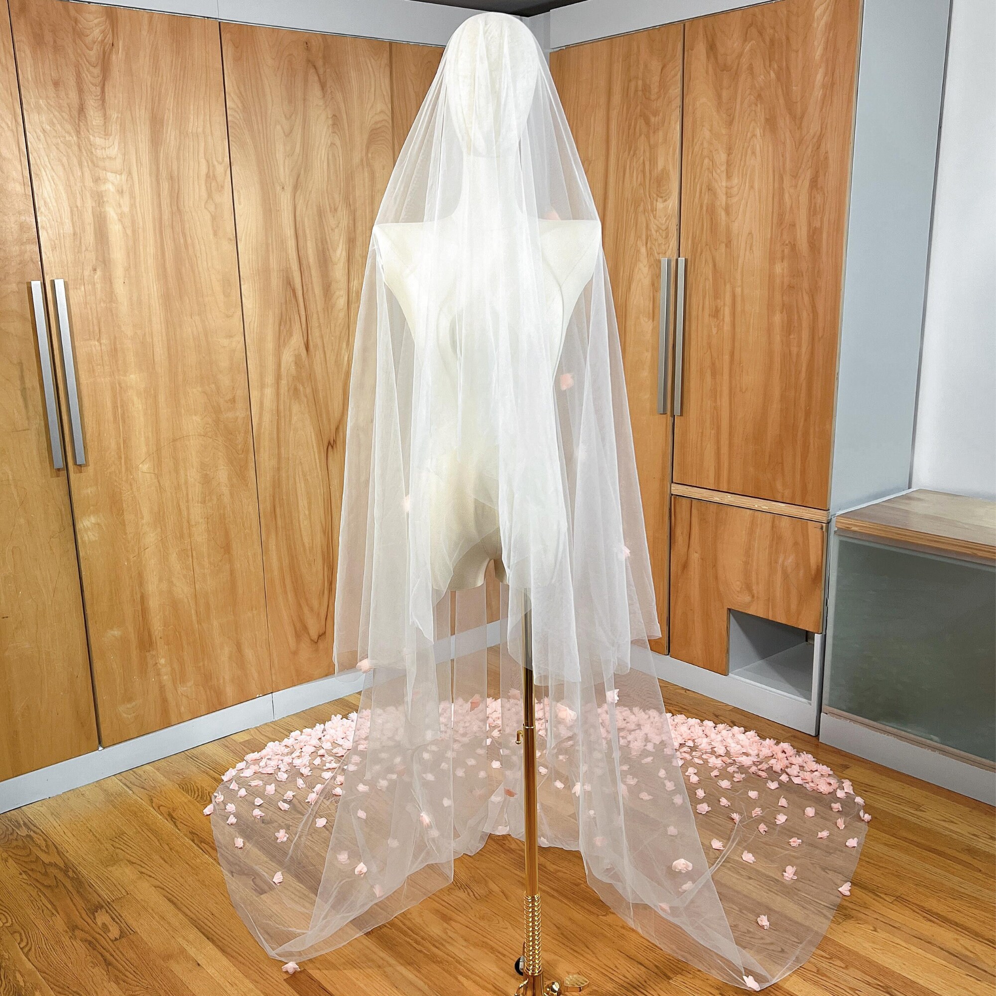 Pink Flowers Wedding Veil, Pink Bridal Veil, Blush Pink Bridal Veil ...