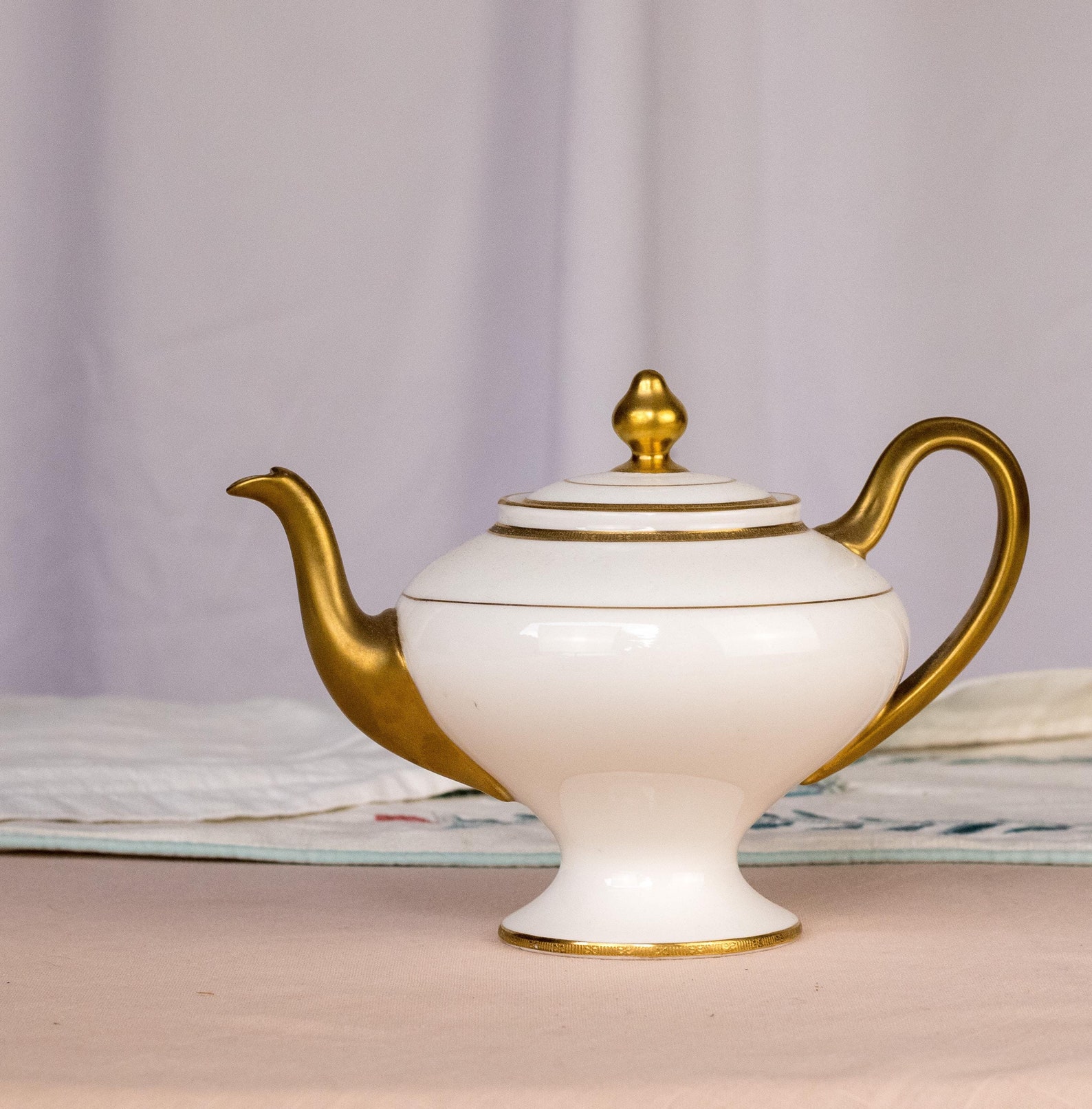 Vintage Teapot by Royal Doulton Herbert Betteley HB 9556 Cream and ...