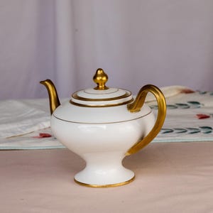 Vintage Teapot by Royal Doulton Herbert Betteley HB 9556 Cream and ...