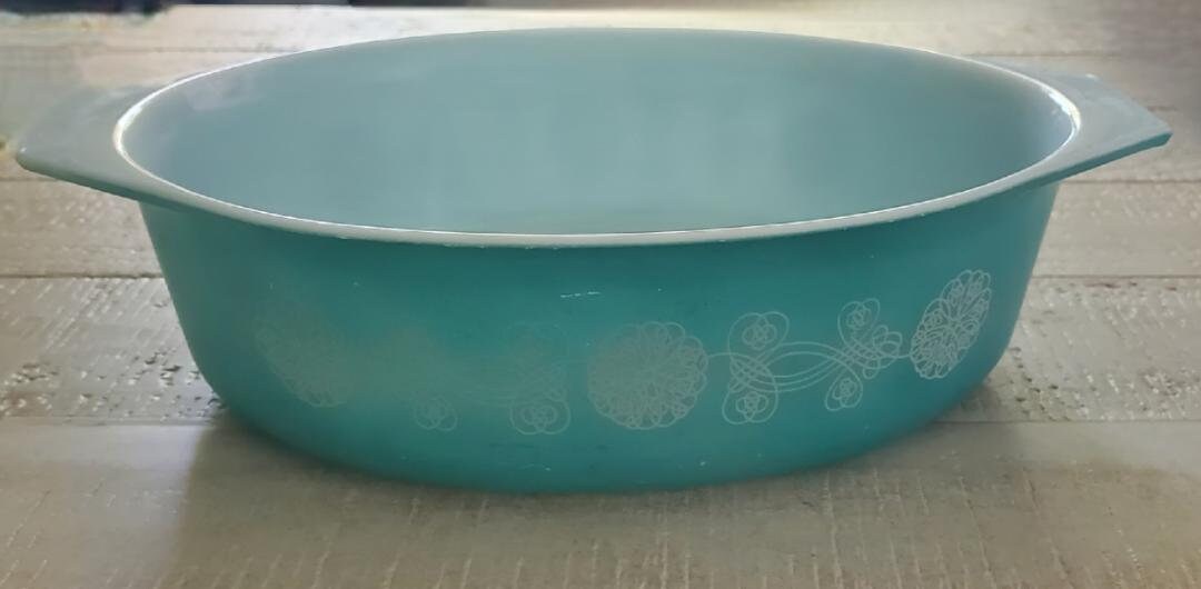 Vintage Pyrex Turquoise LACE MEDALLION 045 Oval Casserole Dish 2 1/2 Qt ...
