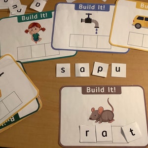 World Builders: CVC Short Vowels Picture Card Set - Etsy